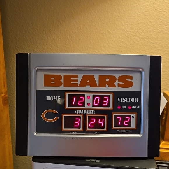 Other | Vintage Chicago Bears Digital Scoreboard Clockalarm | Poshmark